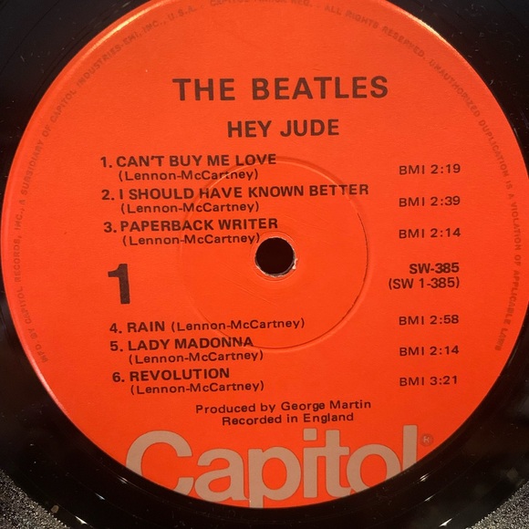 Capitol | Media | Vintage The Beatles Hey Jude Vinyl | Poshmark
